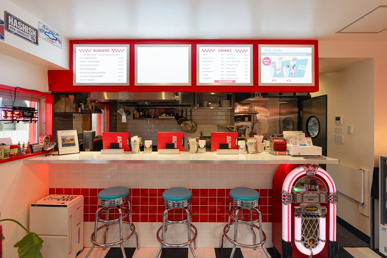 BLUE THREE -BURGER SHOP- - バズグルメ[BUZZ GOURMET]