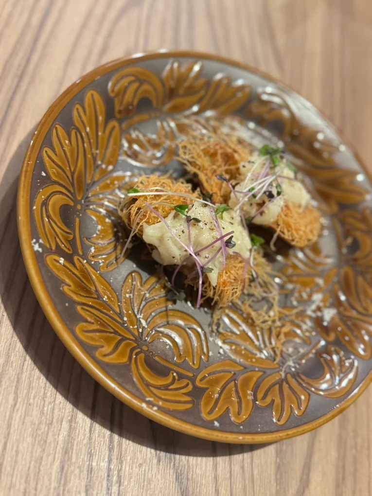 裏町 サケヒゲ - バズグルメ[BUZZ GOURMET]