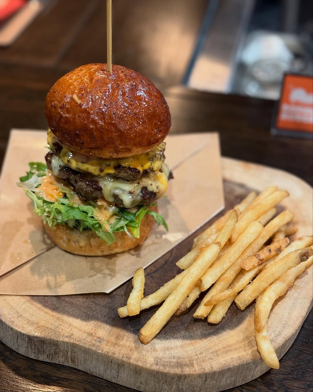 BOMBER BURGER - バズグルメ[BUZZ GOURMET]